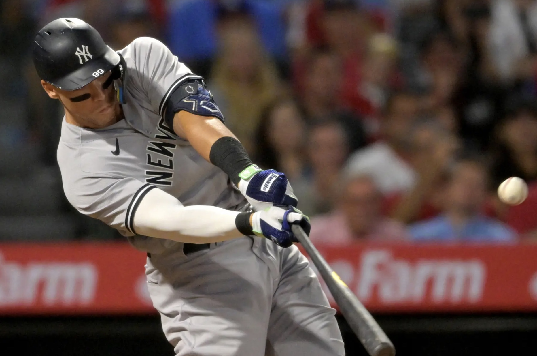 Aaron Judge Hits Homer Number Fifty! | newz-mag.com